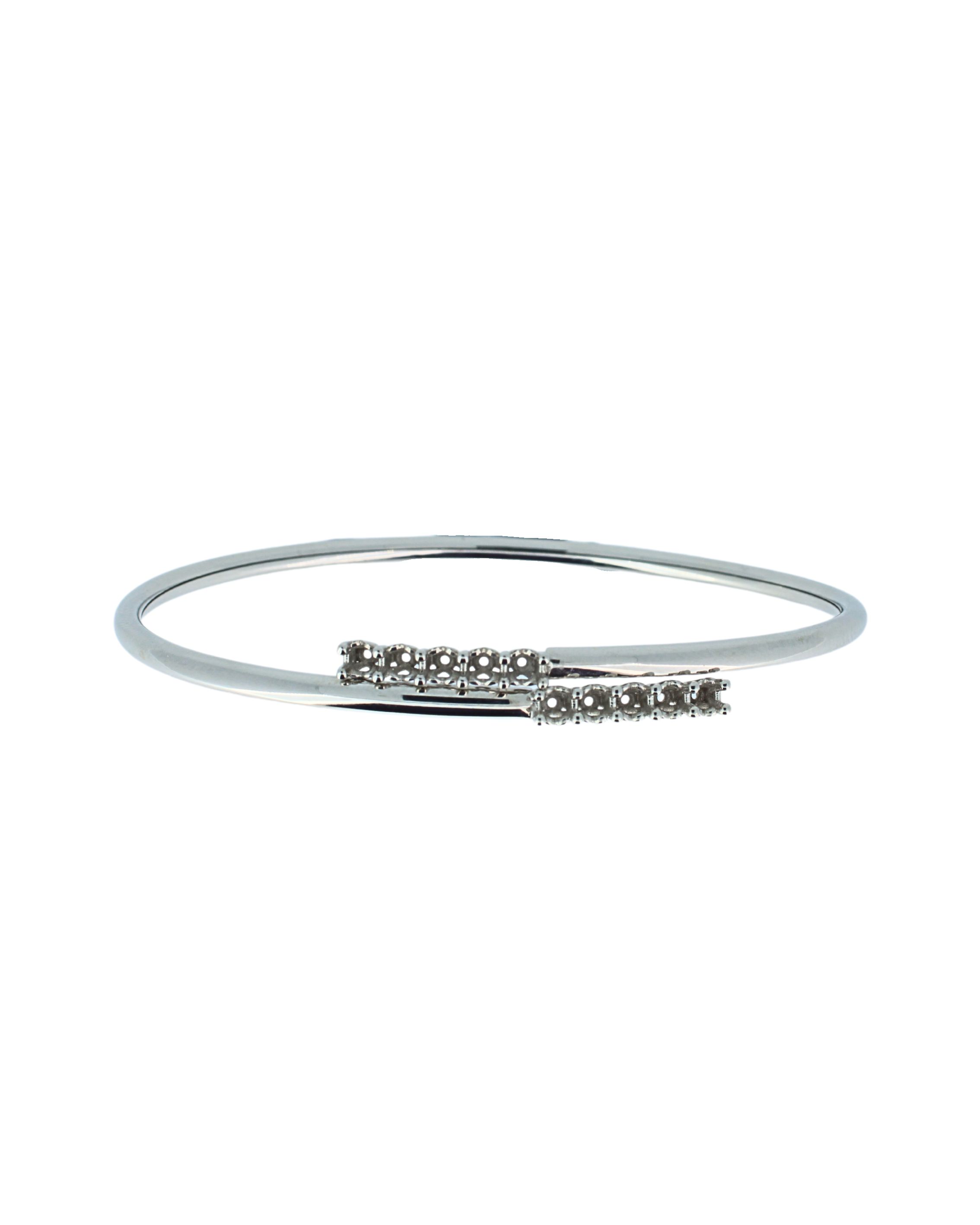 Shop Gold Bracelets at Athan Wholesalers